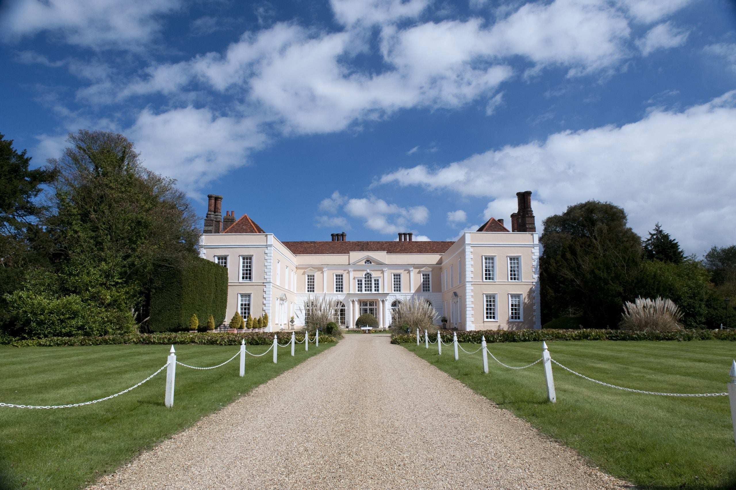 Case Study – Hintlesham Hall – LED Hut